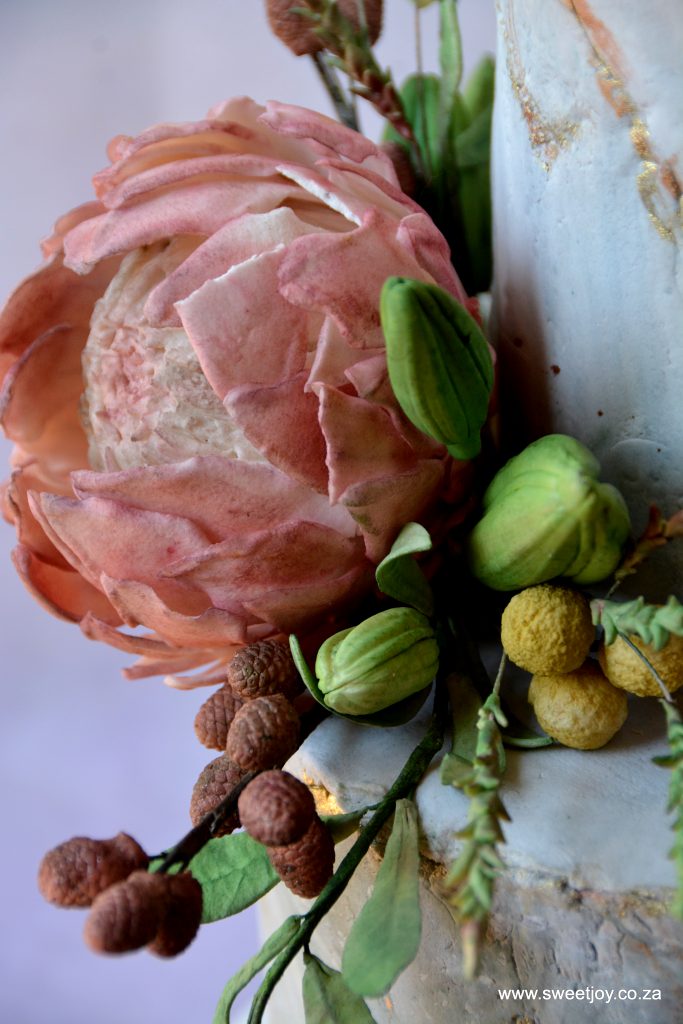 Moth Pod Mould – Berries, Pods & Fillers - The Imagique Group